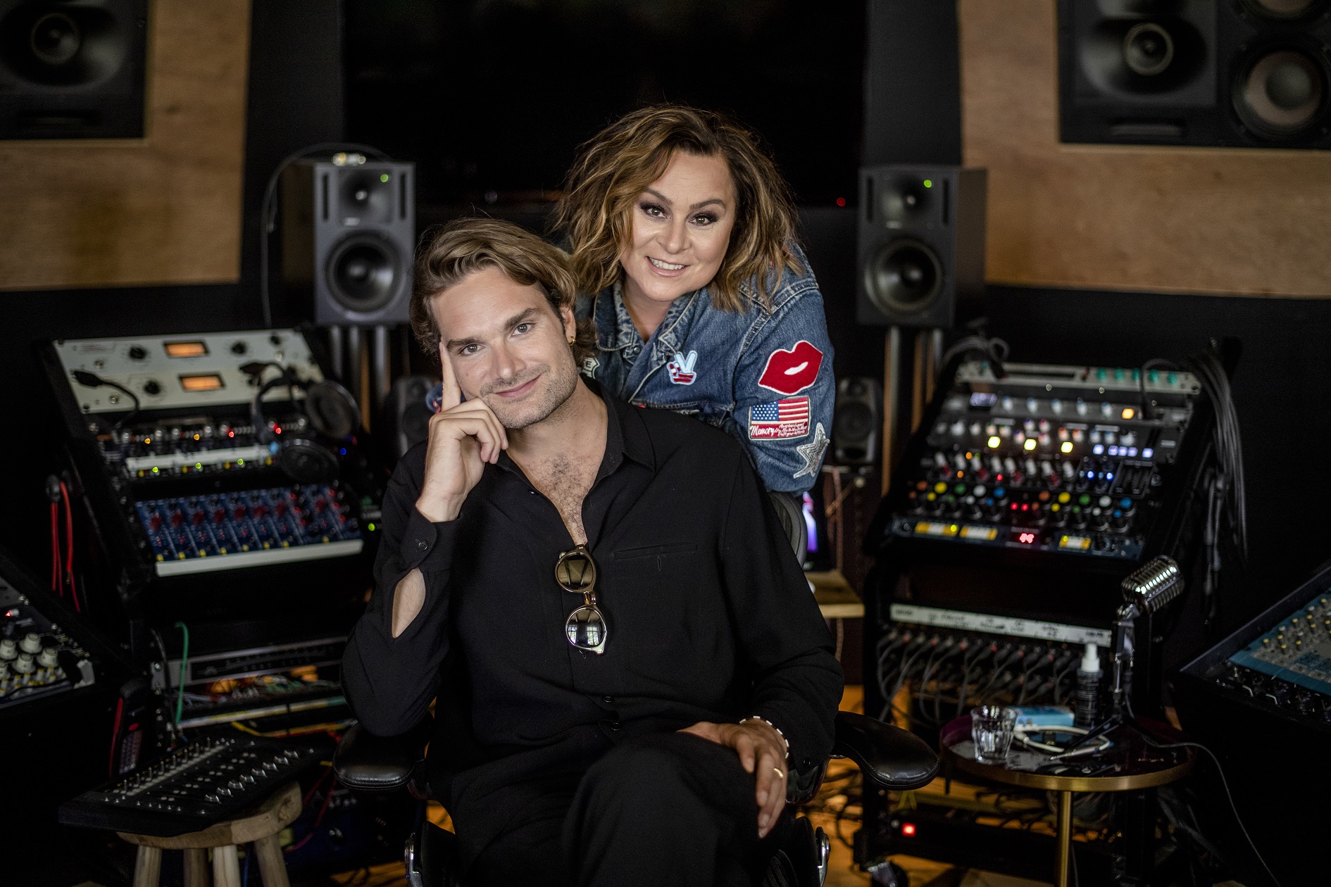 Trijntje Oosterhuis maakt Vrienten-album met Residentie Orkest